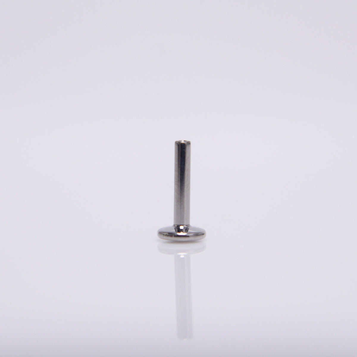 NeoMetal 16g Labret – Love Hate Social Club